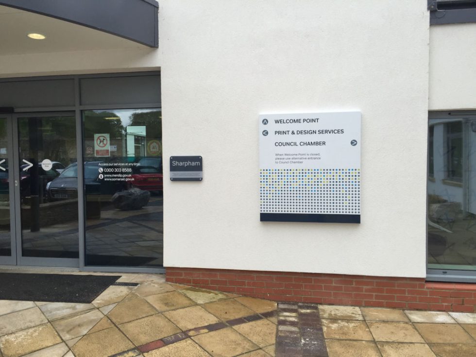 Folded Tray Signage in the UK | Create Signs